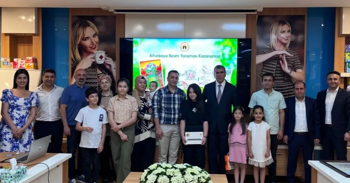 Altunkaya resim yarışmasında ödüller sahiplerini buldu - Doğuş Haber Ajansı